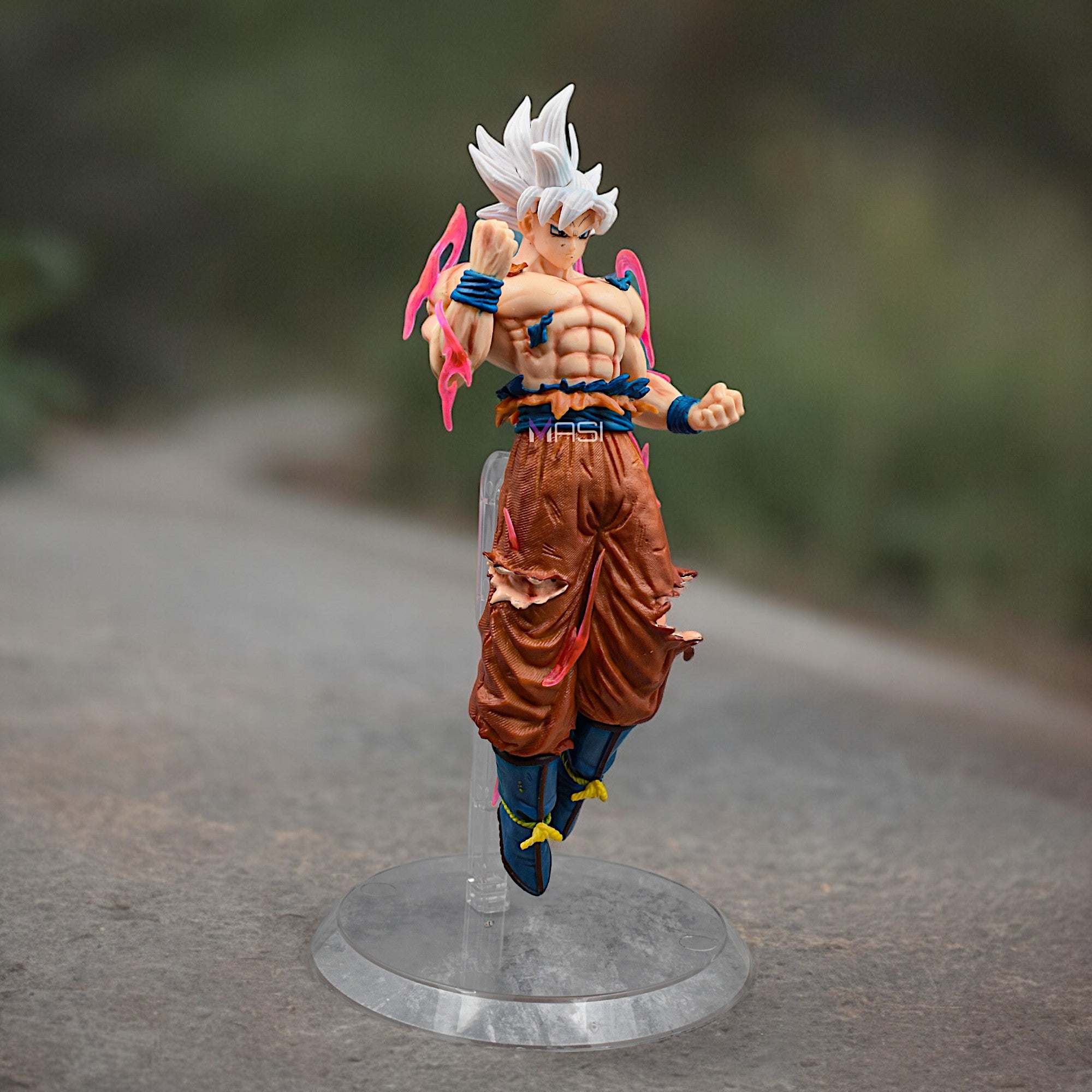 Goku Ultra Instinct Action Figure With Stand (20 Cm Height) - Dragon B ...
