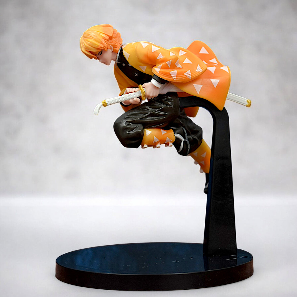 ZENITSU ICONIC POSE ACTION FIGURE WITH STAND - DEMON SLAYER – Masi ...